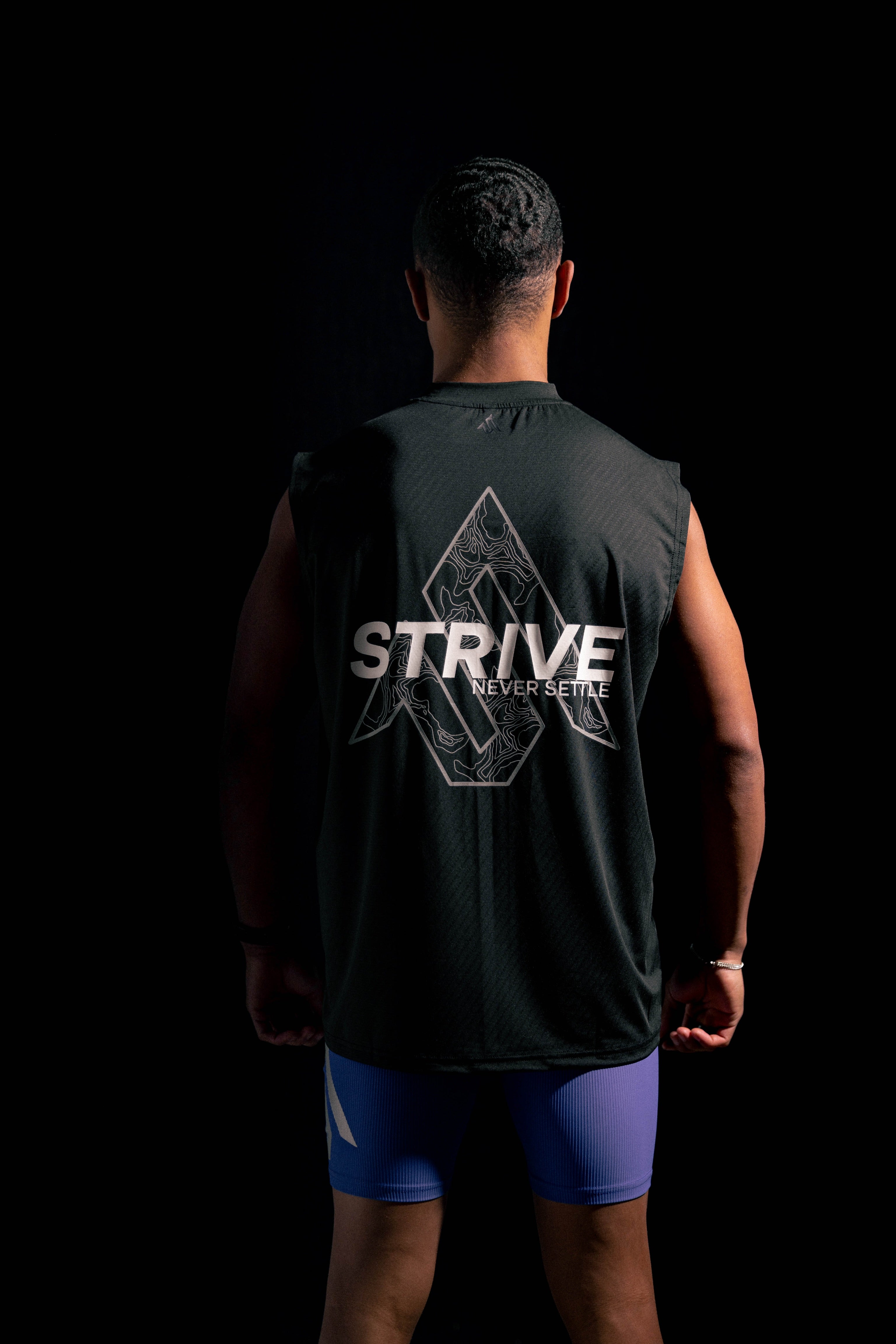 Topography Reflective Cut Off - Black – Strive Performance